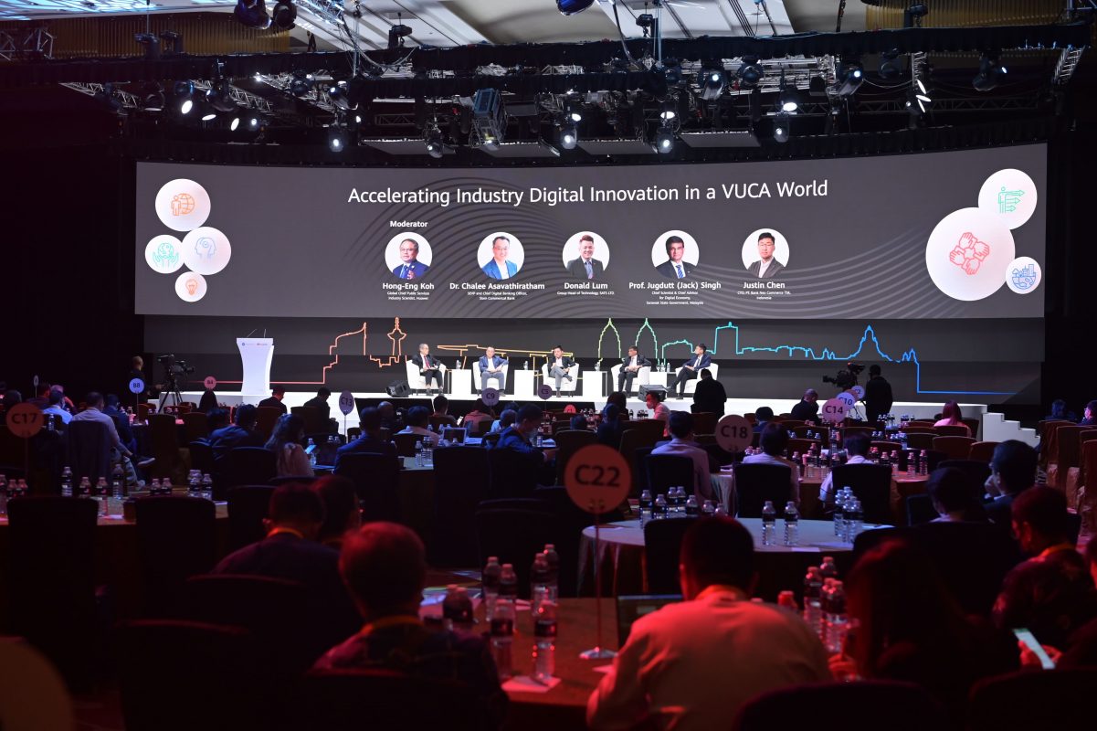 Long Tech nhận Giải thưởng kép tại sự kiện Huawei APAC Digital ...